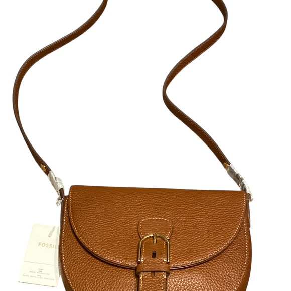 Fossil | Bags | Fossil Tan Leather Crossbody Bag With Buckle Closure ...